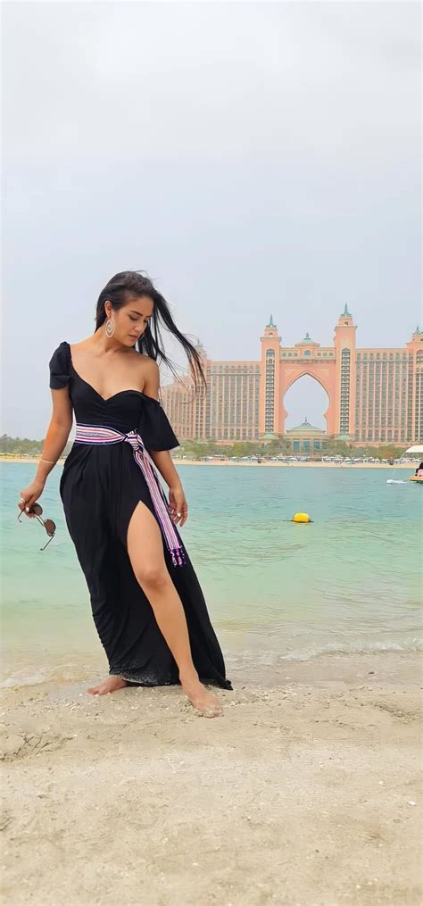 Mayella Llocllas Feet