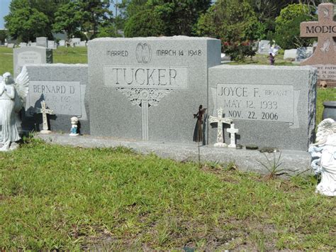 Bernard Dewitt Tucker 1927 1972 Mémorial Find A Grave