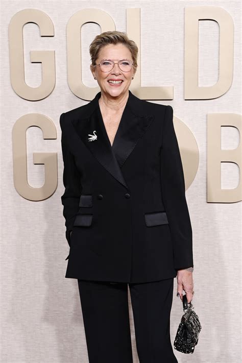 Jodie Foster Annette Bening Color Coordinate At 2024 Golden Globes