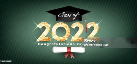 졸업 금 디자인 축하 이벤트 티셔츠 파티 고등학교 또는 대학 졸업생을위한 벡터 텍스트 인사 초대 장용 2022년 문자 수업 졸업식에 대한 스톡 벡터 아트 및 기타 이미지