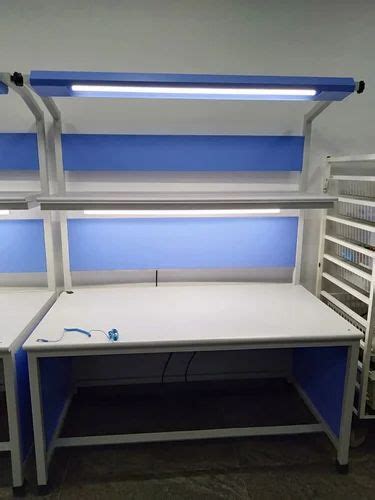 Standard Esd Work Table For Electronics Industry Size 6lx3wx65h