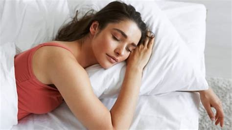 9 Effective Tips To Sleep Well During Your Periods Health Hindustan Times