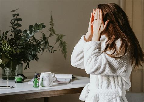 how to build better habits in 4 easy steps