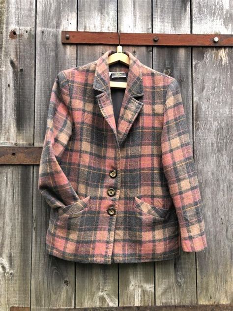 Піджак — ціна 250 грн у каталозі Піджаки і жакети Купити жіночі речі за доступною ціною на Шафі