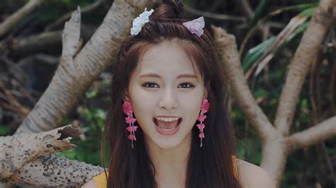 Twice Dance The Night Away Whos Who K Pop Database
