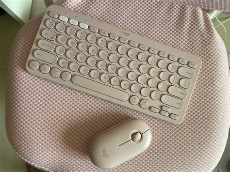 Logitech K380 Rose Pink Peach Keyboard Set Computers And Tech Parts And Accessories Computer