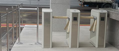C17 턴스타일 게이트삼발이지하철게이트 옥외 방수형 스텐레스 출입통제출입관리 시스템 연계access