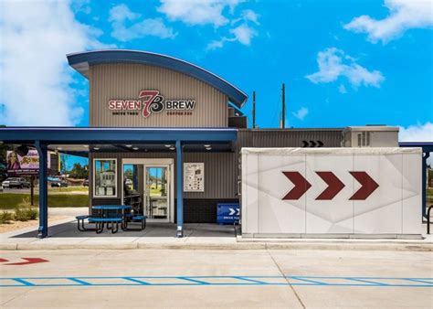 7brew Gonzales La Ground Up Coffee Drive Thru Design