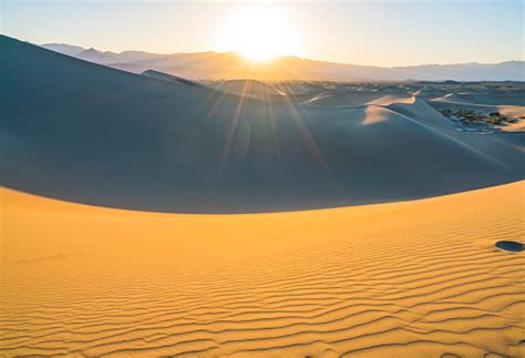메스키트 플랫 모래 언덕의 아름다운 풍경 데스 밸리 국립 공원 캘리포니아 미국 열 개념에 대한 스톡 사진 및 기타 이미지 열 개념 익스트림 스포츠 0명 Istock