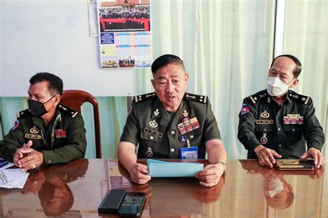 គ្រួសារសពយោធិនទទួលមរណភាពចំនួន០៣គ្រួសារបានទទួលថវិកាមិត្តជួយមិត្ត កងទ័ពជើងគោក សារព័ត៌មាន នគរវត្ត