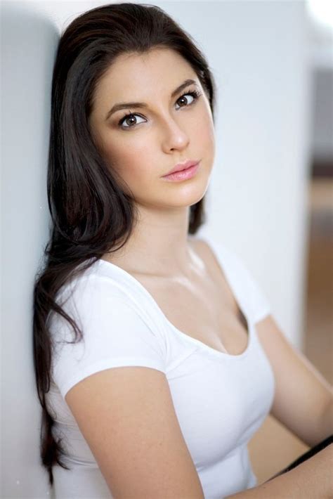 Foto Di Mylène St Sauveur Une Des Plus Belles Célébrités De La J Eune Génération