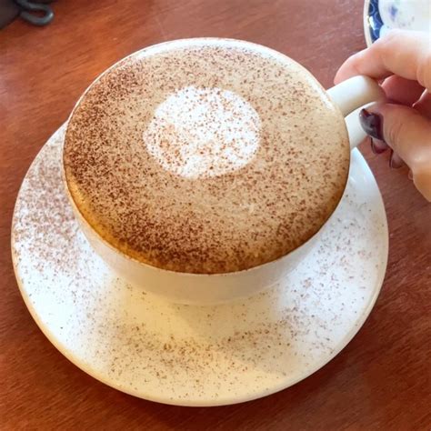 료코코 카페 커피 디저트 미식탐험 ‎세계 최초로 서울에 첫오픈하는 이탈리아 알레시 에스프레소 ᡣ𐭩ᡣ𐭩 세계적인 이탈리아 주방and생활용품 브랜드 Alessi를 바탕으로