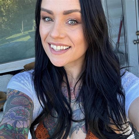 Courtney Gail Bahahahahah Imdead Coldplay Shameless Facebook