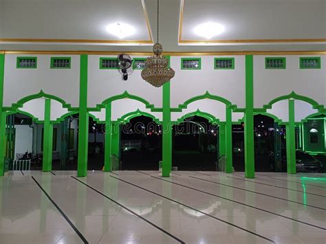 Projeto De Arquitetura Em Pilares De Uma Mesquita Em Java Foto De Stock Imagem De Central