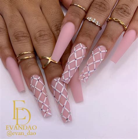 Light Pink Matte Nails