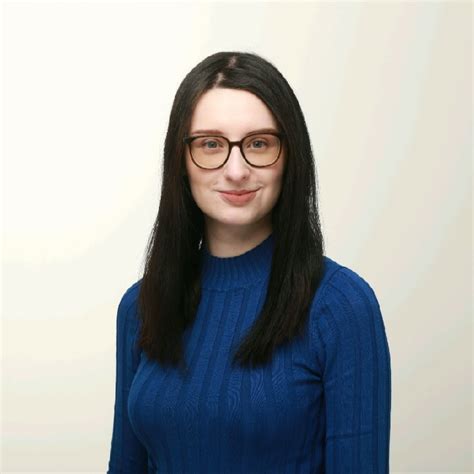 Lea Maria Tietz Analyst Skim Linkedin