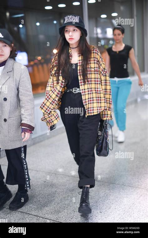 Chinese Singer Cheng Xiao Of South Korean Chinese Girl Group Cosmic