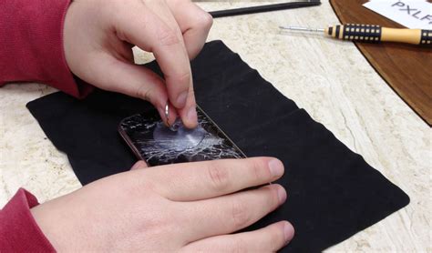 How To Replace The IPhone 3G Or 3GS Battery IMore