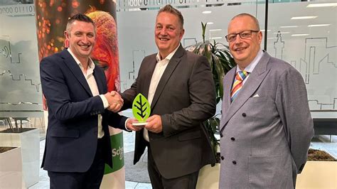 Datacentre Uk Receives Schneider Electrics First Sustainability Impact Award In The United