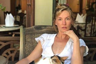 Archive Mommy Issues With Mona Wales