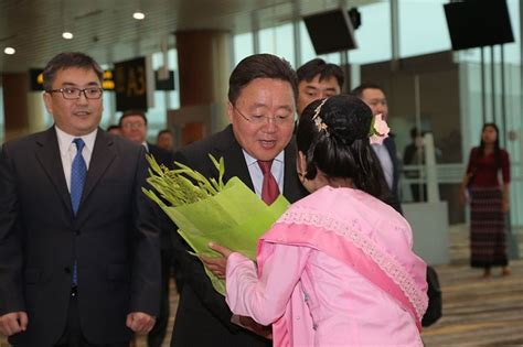 Ерөнхийлөгч Ц Элбэгдорж Мьянмарын нийслэл Нэйпидо хотноо хүрэлцэн ирлээ