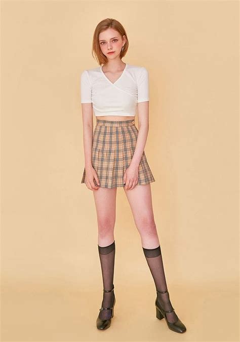 Picture Of Chuu Chloe