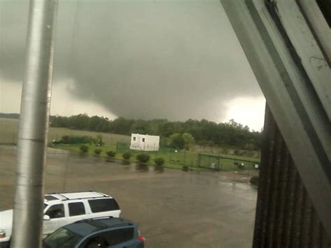 The Smithville Ef5 Tornado April 27 2011 Super Outbreak R Tornado