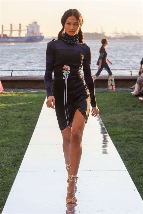 Cynthia Rowley S S 23 Show Cynthia Rowley