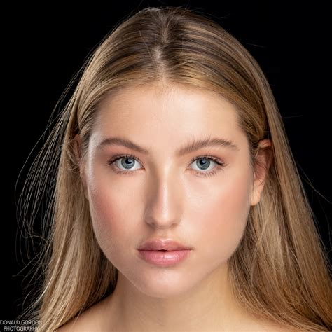 Maya Dukaric Headshots29 May 19 — Donald Gordon Photography