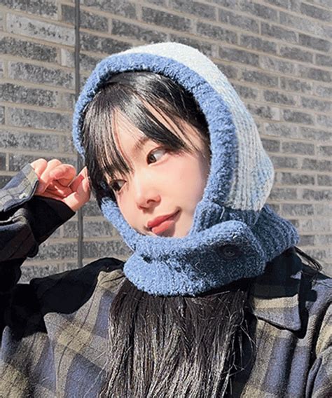 [당일출고 주문폭주💕]니트 도톰 배색 단추 바라클라바 귀도리 귀마개 방한 겨울 모자 에이블리