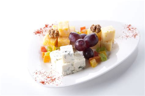 Красивая нарезка на праздничный стол фруктовая овощная сырная мясная рыбная колбасная Как