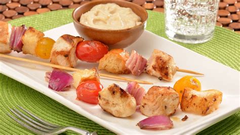 Brochetas De Pollo Facilísimas De Hacer Para Picotear Y Ver El Juego De La Selección Con Una