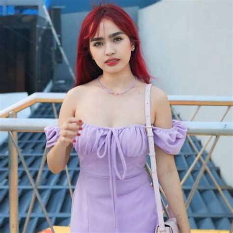 Dianne Alemania Diannealemania • Threads Say More