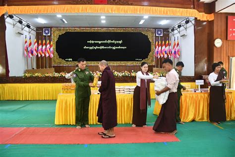 မော်လမြိုင်မြို့ရှိ ဘုန်းတော်ကြီးကျောင်းများမှ သံဃာတော်များအား ဆွမ်းဆန်စိမ်း လောင်းလှူပွဲ ပြုလုပ