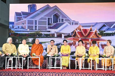 วธ จัดการแสดงเทิดพระเกียรติสถาบันกษัตริย์