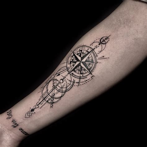 타투쉐어 타투 포스팅 기하학 나침반 타투입니다 할인 Event Ing~~