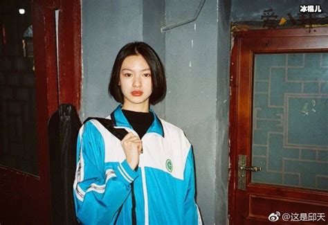 邱天出道不火的原因是什么？资源那么好也救不了她？ 明星 冰棍儿网