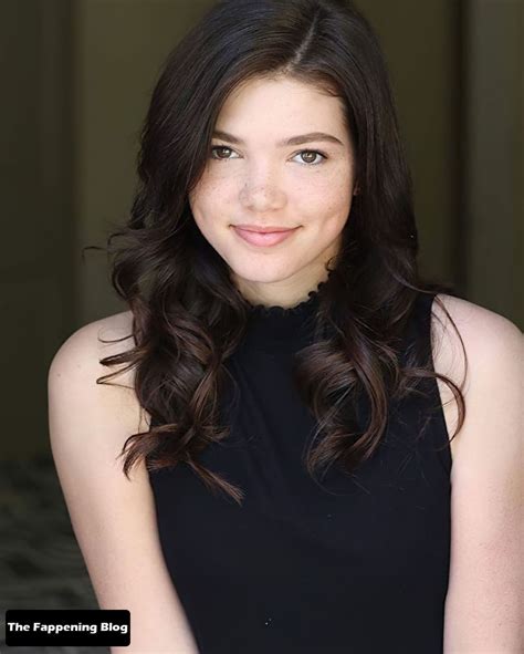 Alisha Newton Sexy Topless Collection 18 Photos Video TheFappening