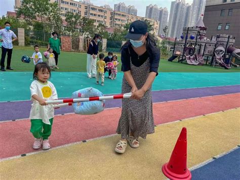 冯特幼儿园体验课之树叶毛毛虫 冯特幼儿园早教 郑州幼儿园招生报名