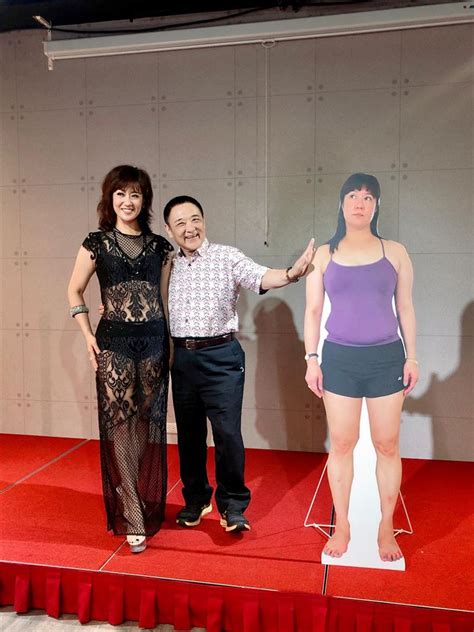 老婆鏟肉秀透視裝 小亮哥獻吻曬恩愛