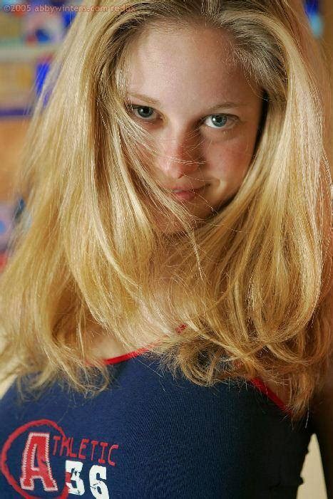 Big Headlight Great Bum Ozzie Cutie Shows Her Rosebud Porn Pictures Xxx Photos Sex Images