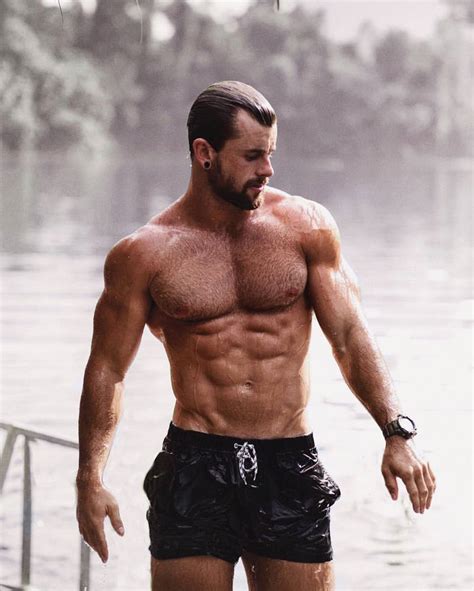 Nathan Mccallum