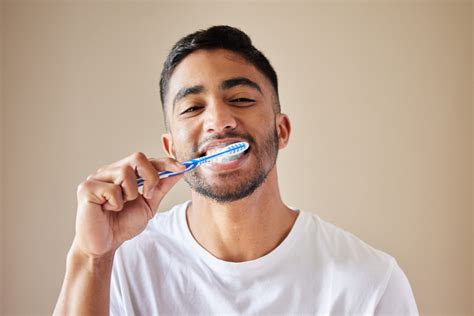 How Is Your Brushing Technique Learn The Dos And Donts You Should Be Following Or Avoiding