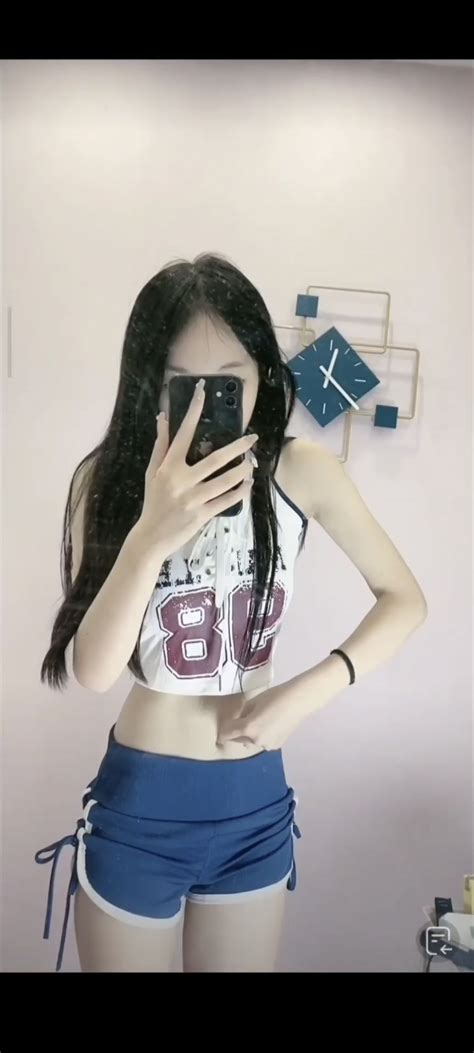 Navel Fingering Video 15