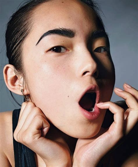10 Essential Eye Makeup Tips For Monolids