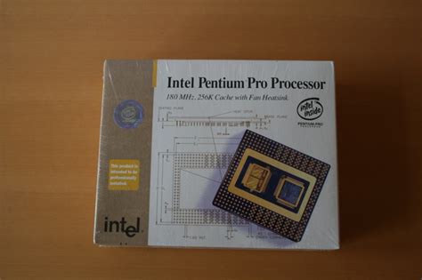 Retro Računala Pentium Pro Zapakiran U Kutiji
