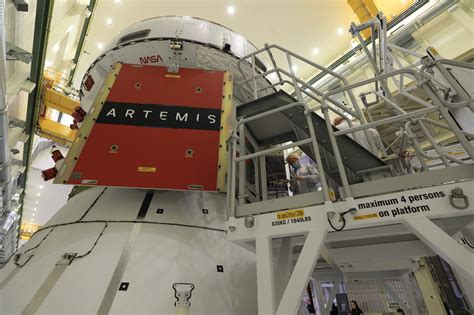 Engineers Install Orion Solar Array Wings For Artemis Ii Middle East