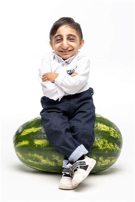 Meet The Worlds Shortest Man Who Made It To The Guinness World Records