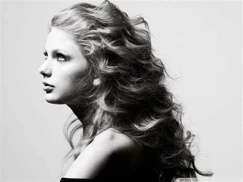 Taylor Swift Black And White Photoshoot