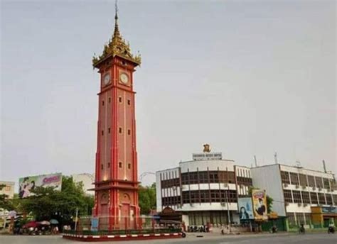 မုံရွာမြို့လယ်မှ အင်းဝဘဏ်စီးနင်းခံရ၊ ဘဏ်မန်နေဂျာအမျိုးသမီးကိုလည်း ဖမ်းဆီးသွား Bur Mizzima Com